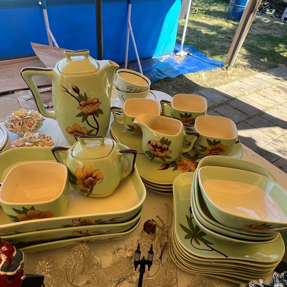 weil where California pottery | Dining | 94s Weil Ware Tea Set Rose ...